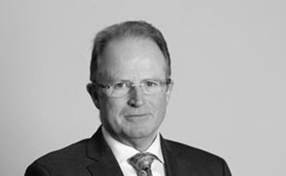 Ian Shott wins President Medal - News - The Chemical Engineer