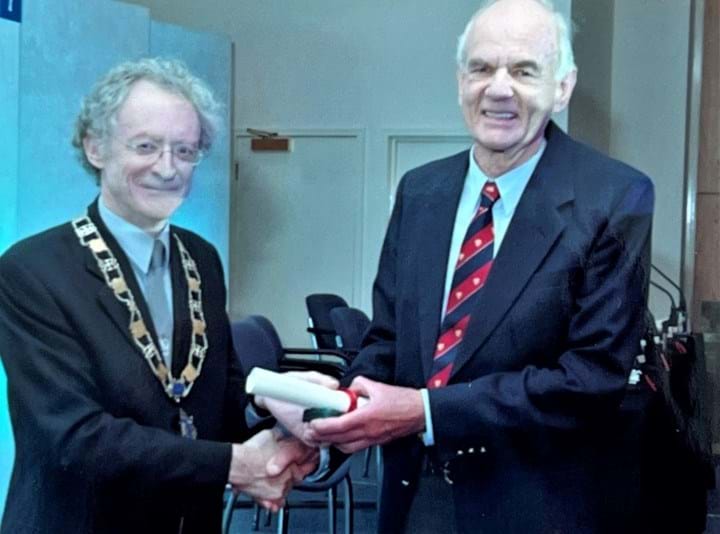 Lindsay Mallen, 1931–2022 - News - The Chemical Engineer