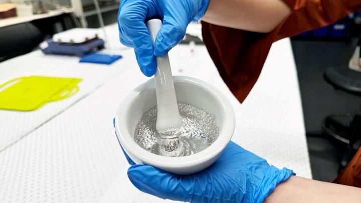 Australian researchers use liquid metal catalysts to develop low-carbon ... Australian researchers use liquid metal catalysts to develop low-carbon ...