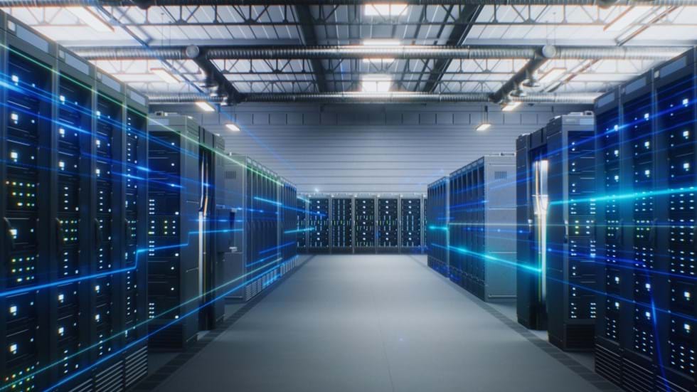 £1bn investment aims to build UK’s first fully renewable-powered data ...